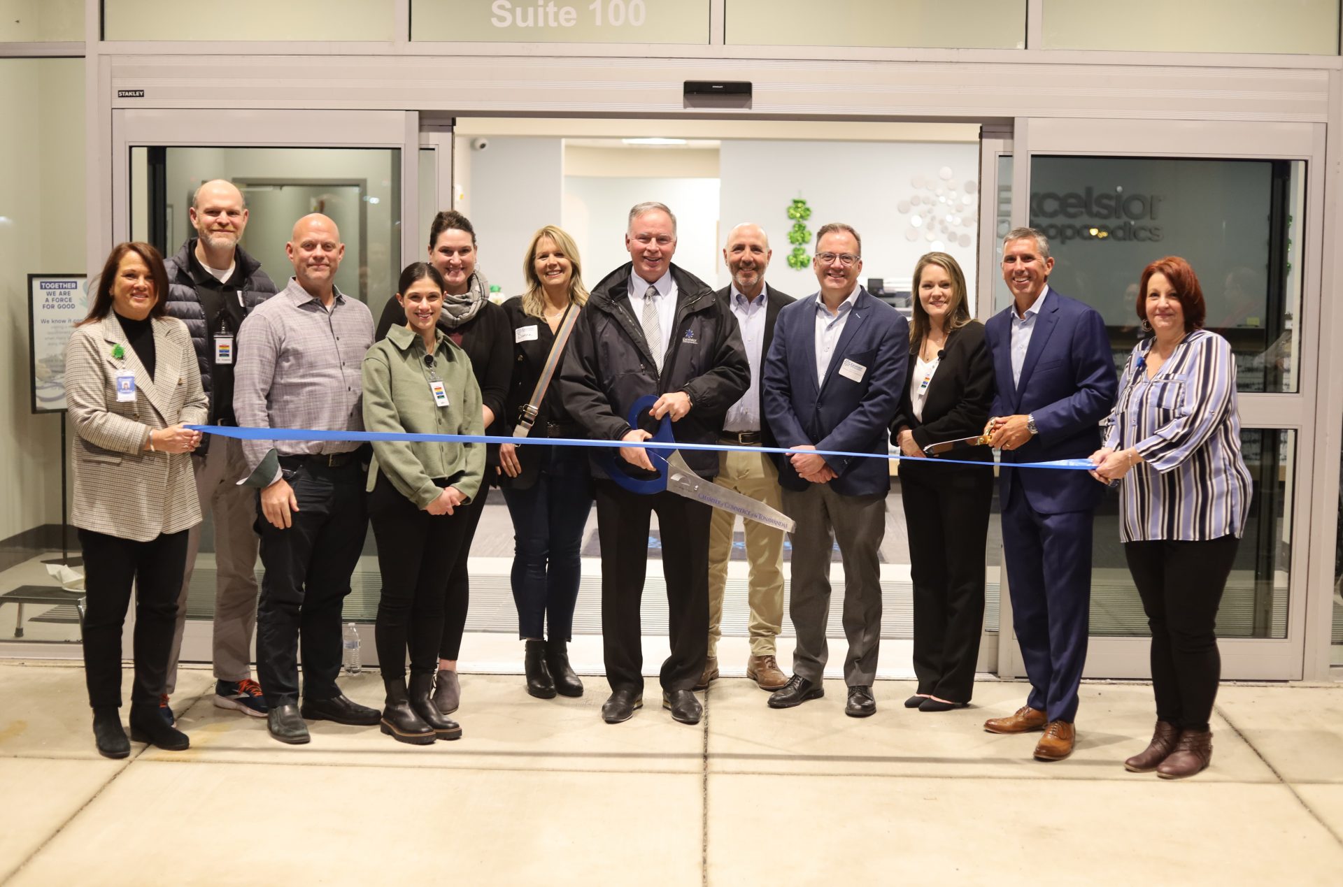 Excelsior Orthopaedics wins "Groundbreaking Award" from Niagara USA ...